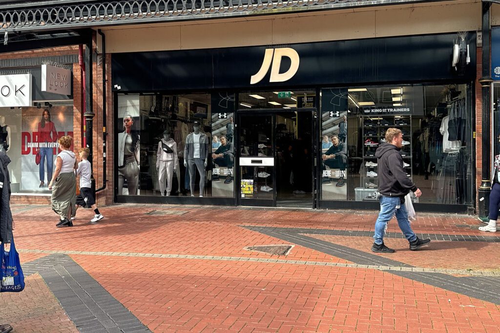 Prime Town Centre Retail Investment Let to JD Sports - Singer Vielle